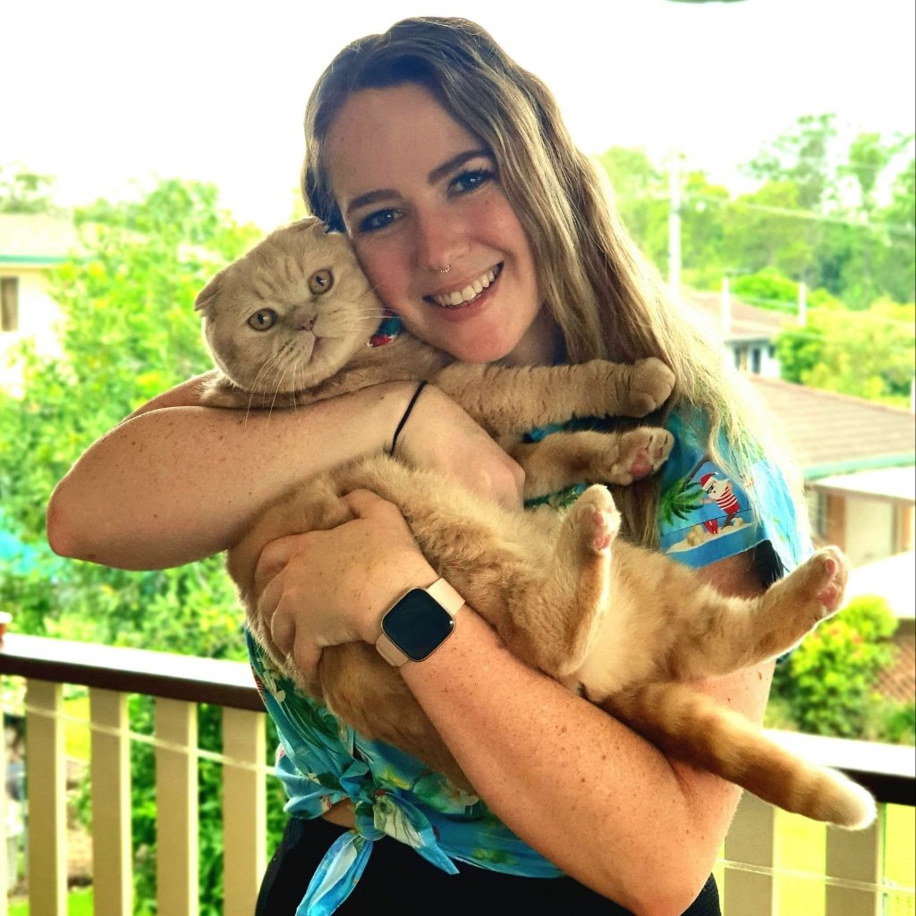 Cassie | Pet sitter in Keperra | Pawshake.com.au